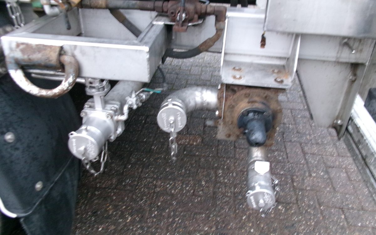 For Sale: LAG CHEMICAL TANK INOX L4BH 30 M3 / 1 COMP + PUMP - Truck Trading