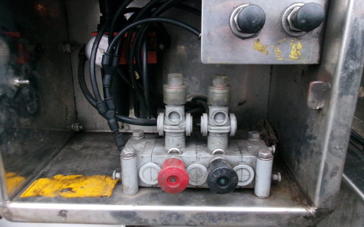 For Sale: LAG CHEMICAL TANK INOX L4BH 30 M3 / 1 COMP + PUMP - Truck Trading